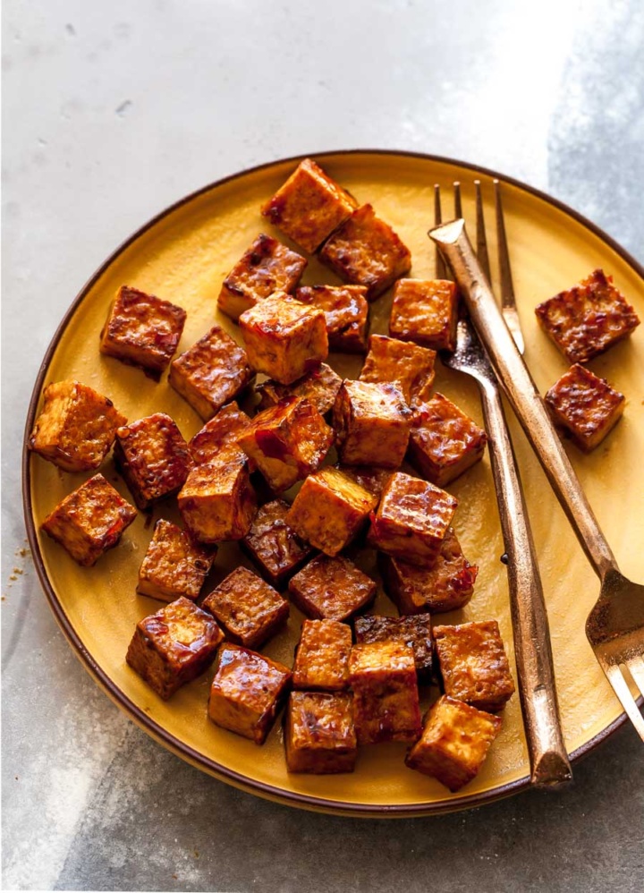 Crispy Asian-Glazed Tofu (5 Ingredients) - Dishing Out Health