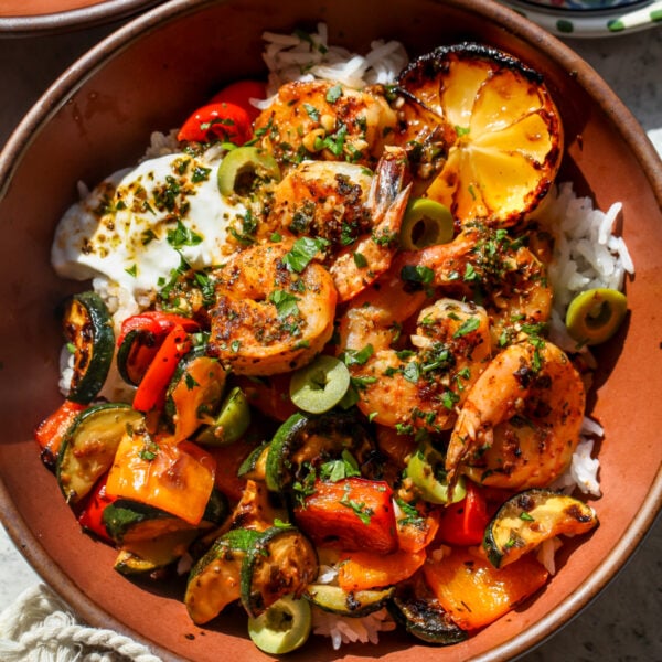 30 Minute Greek Shrimp Grain Bowls - Dishing Out Health